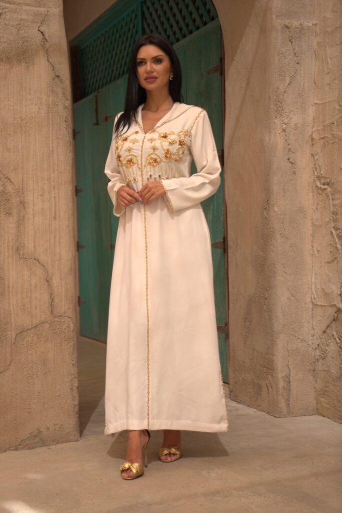 Crystal Handmade White Jalabiya | Elegant Crepe Jalabiya with 250 ...